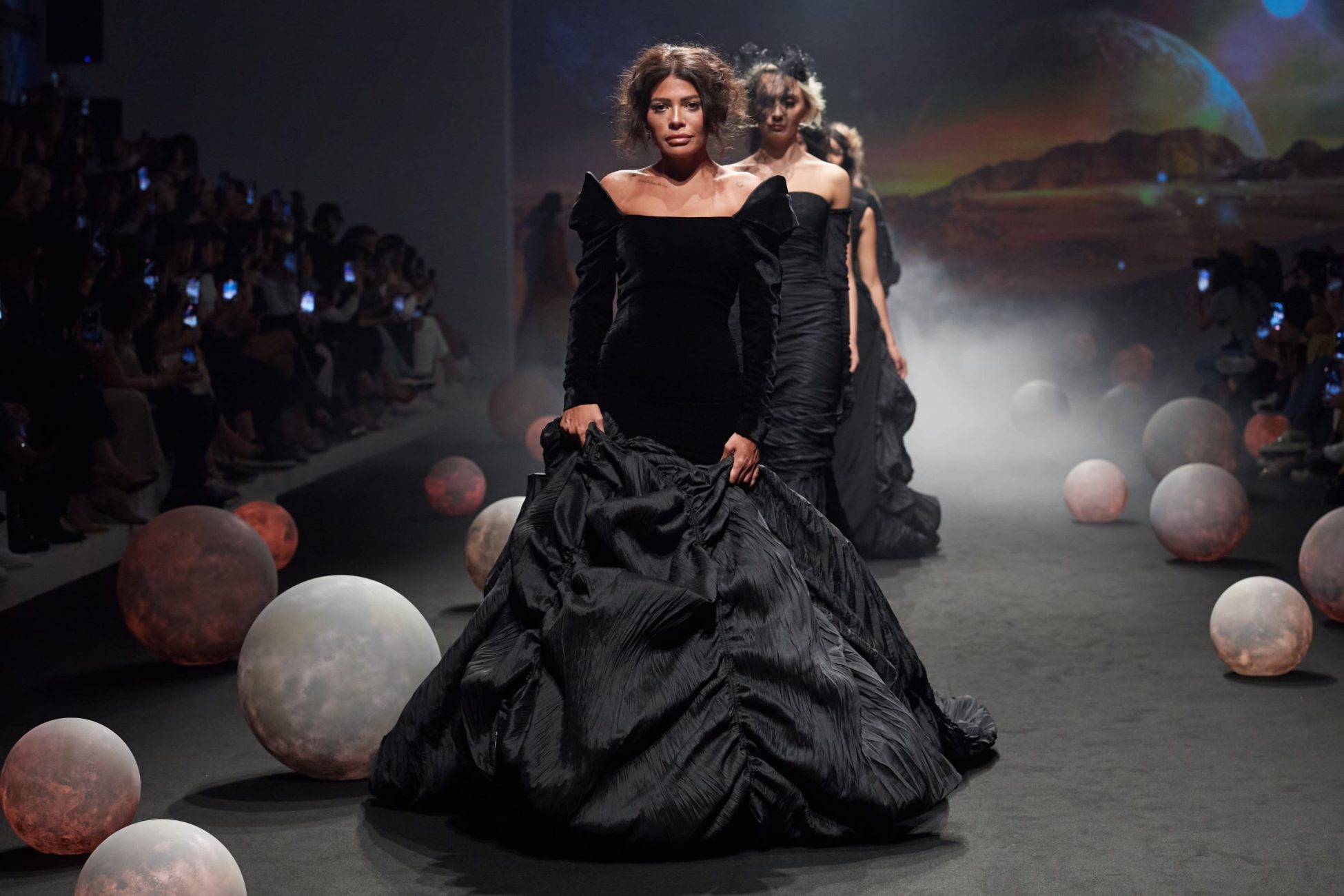 HIGHLIGHTS OF DAY SIX OF DUBAI FASHION WEEK - Dubai Fashion Week