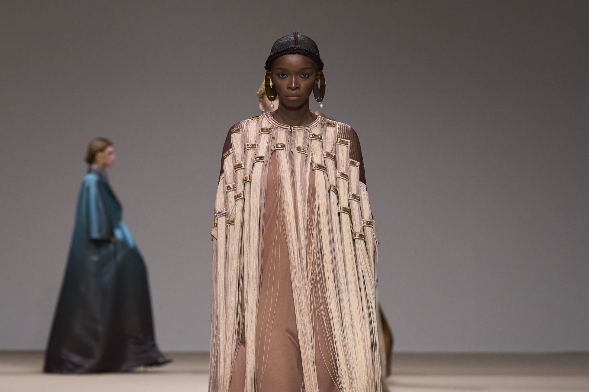 NEWS - Dubai Fashion Week